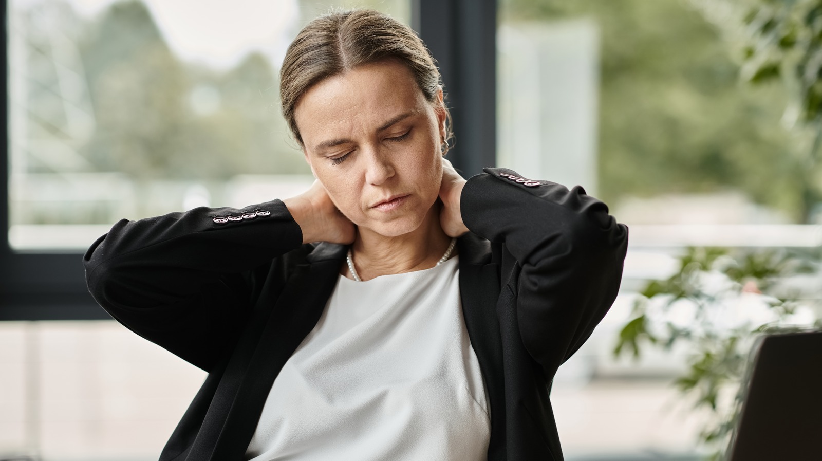 Blood Sugar Warning Signs You Shouldn't Ignore If You're Over 50