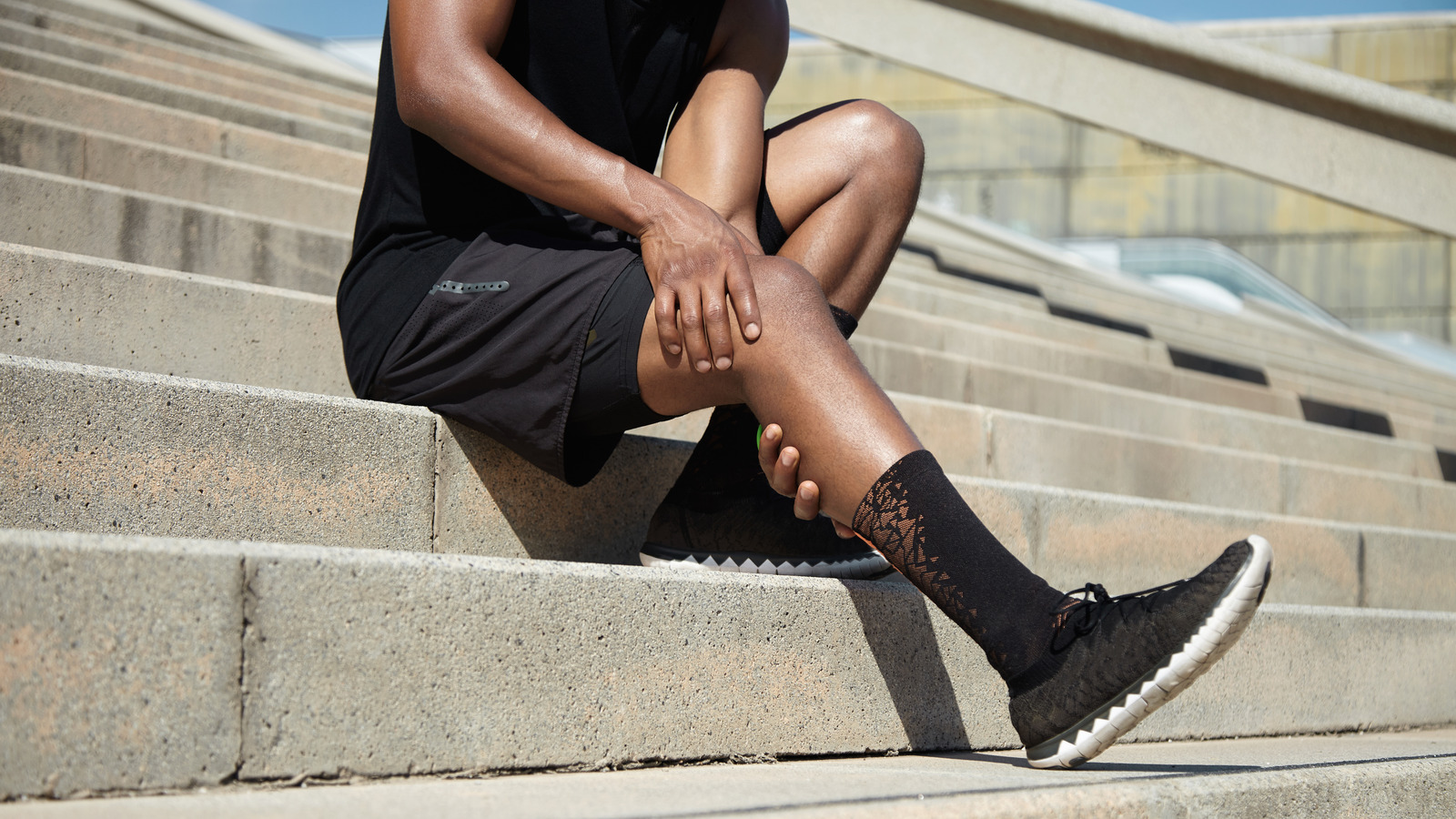 Reasons Why Your Leg Won t Stop Twitching