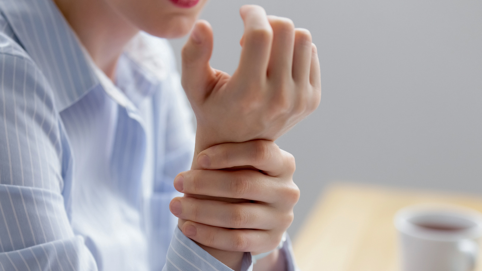 Should You Be Using A Wrist Rest For Typing?