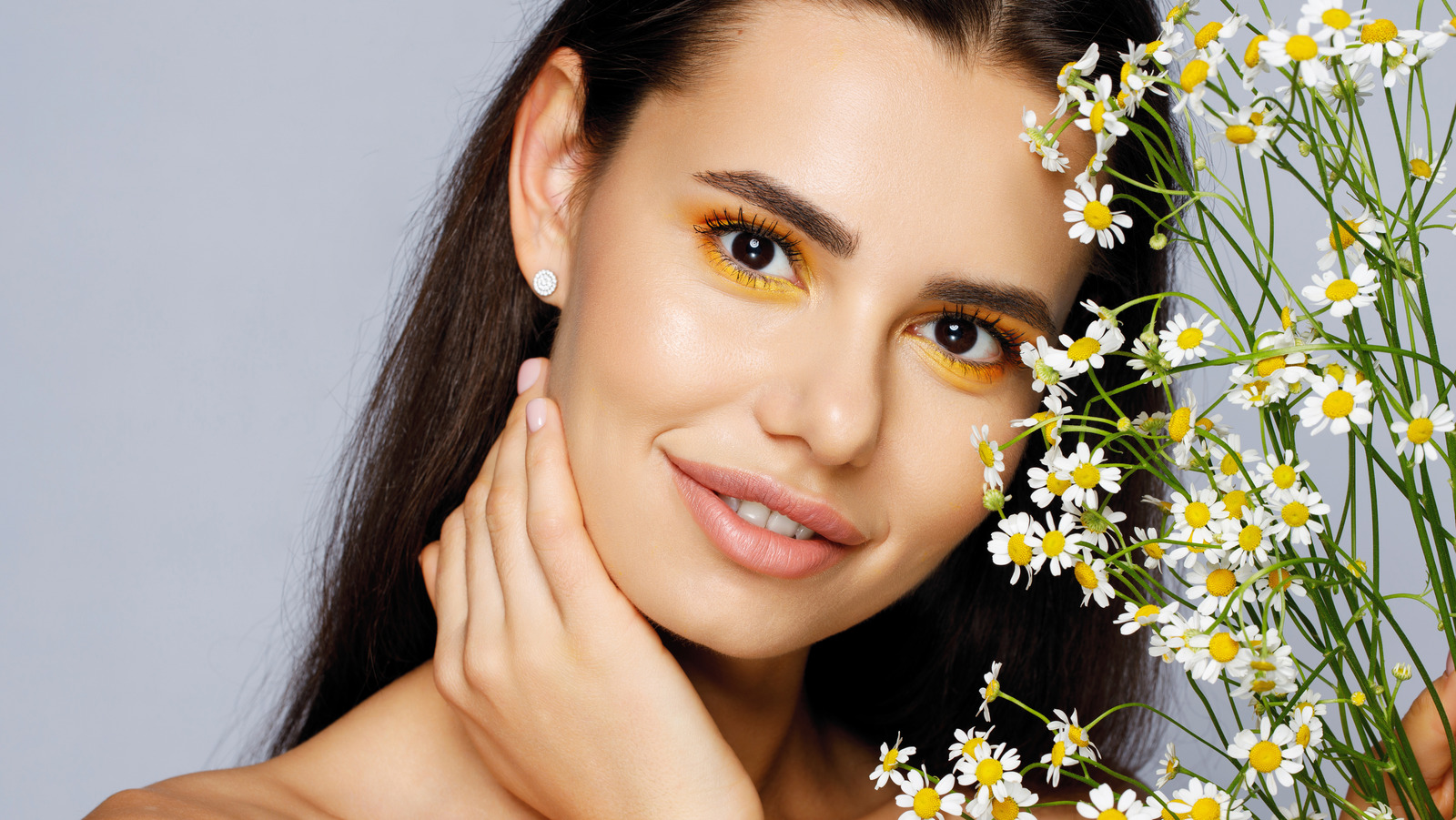 Unexpected Benefits Of Adding Chamomile To Your Skin Care Routine