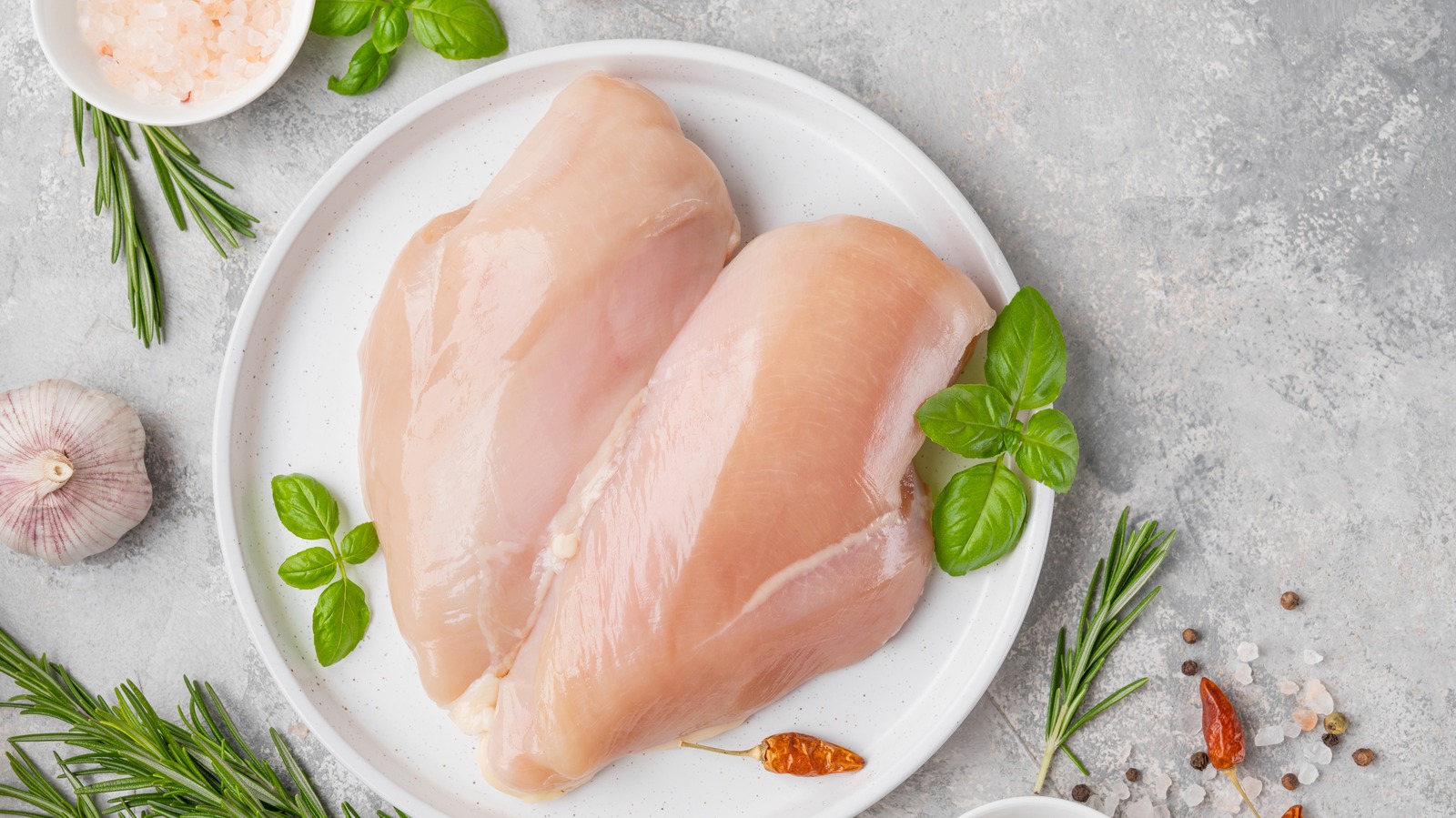 Why You Should Never Order Raw Chicken Dishes At Restaurants