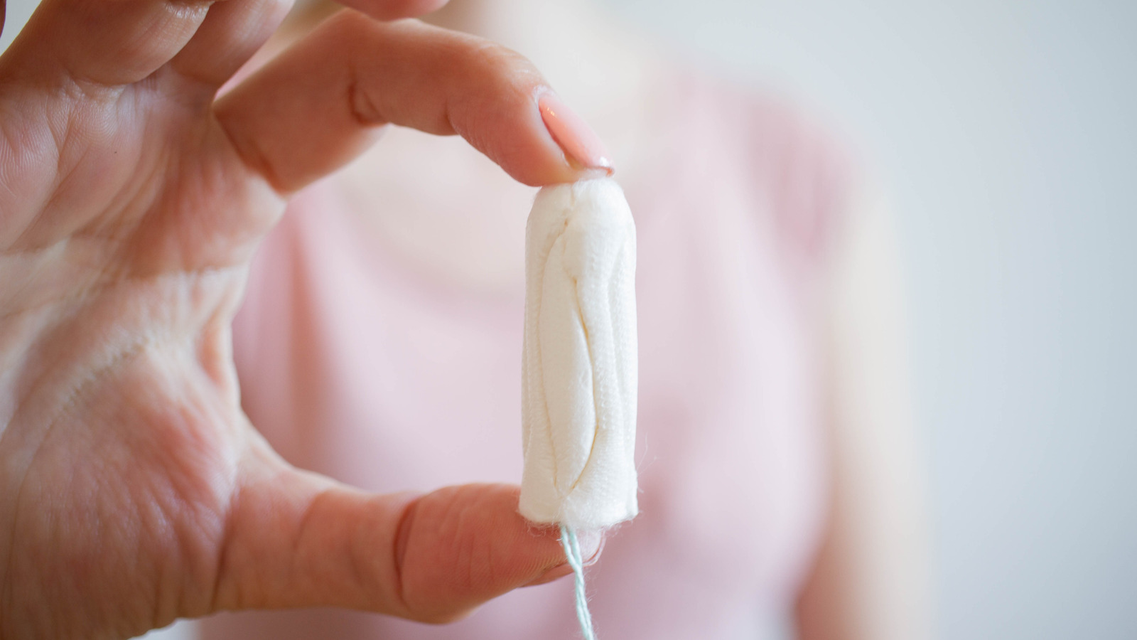 Why You Should Think Twice Before Leaving A Tampon In For A Long Time